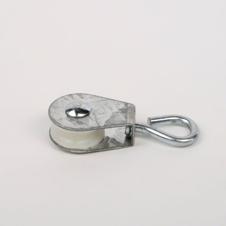 Mafrel : POULIE PLASTIQUE Diam 19 (Piton fermé)